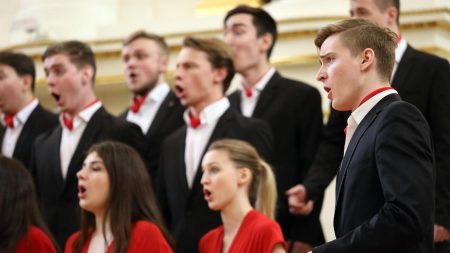 Best Colleges For Vocal Performance [14 Leading Colleges]
